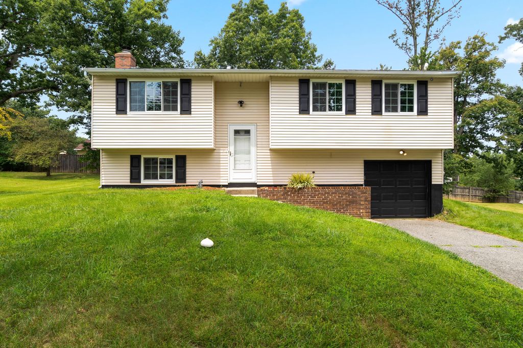 6004 Clinton Way, Clinton, MD 20735 - See Est. Value, Schools & More