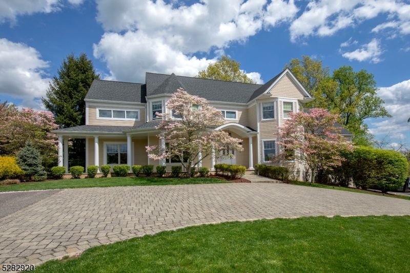 141 Meeker Rd, Basking Ridge, NJ 07920 - See Est. Value, Schools & More