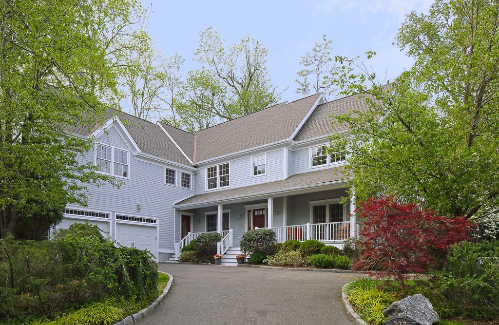 223 Glenville Rd, Greenwich, CT 06831 - See Est. Value, Schools & More