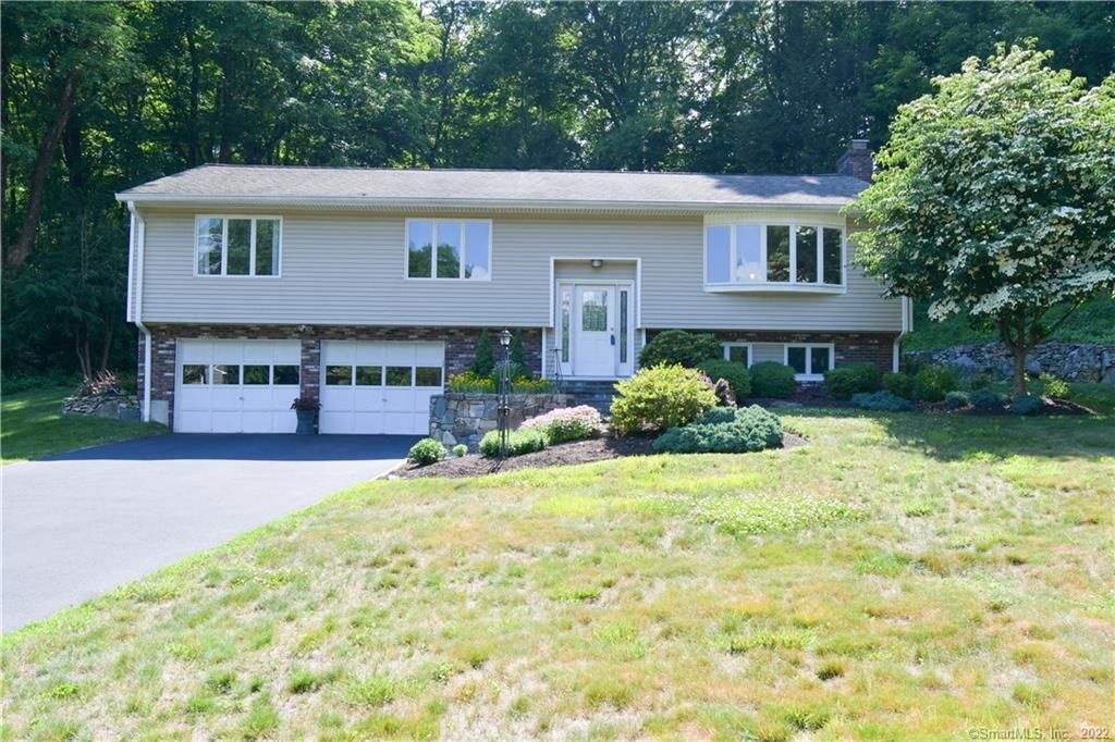 58 Haviland Dr, Trumbull, CT 06611 | Trulia