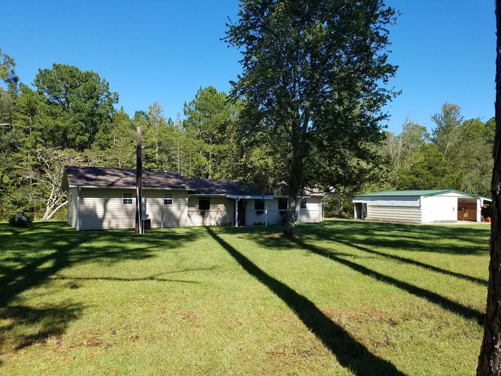 4456 Strickland Rd, Waycross, GA 31503 - See Est. Value, Schools & More