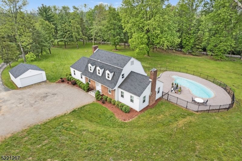 72 Youngs Rd, Basking Ridge, NJ 07920 - See Est. Value, Schools & More