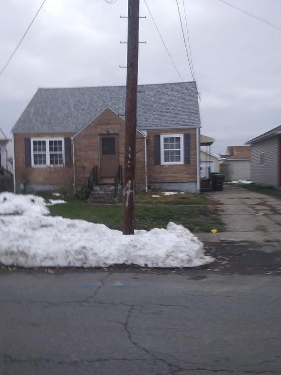 74 Gates St, Sloan, NY 14212 - See Est. Value, Schools & More