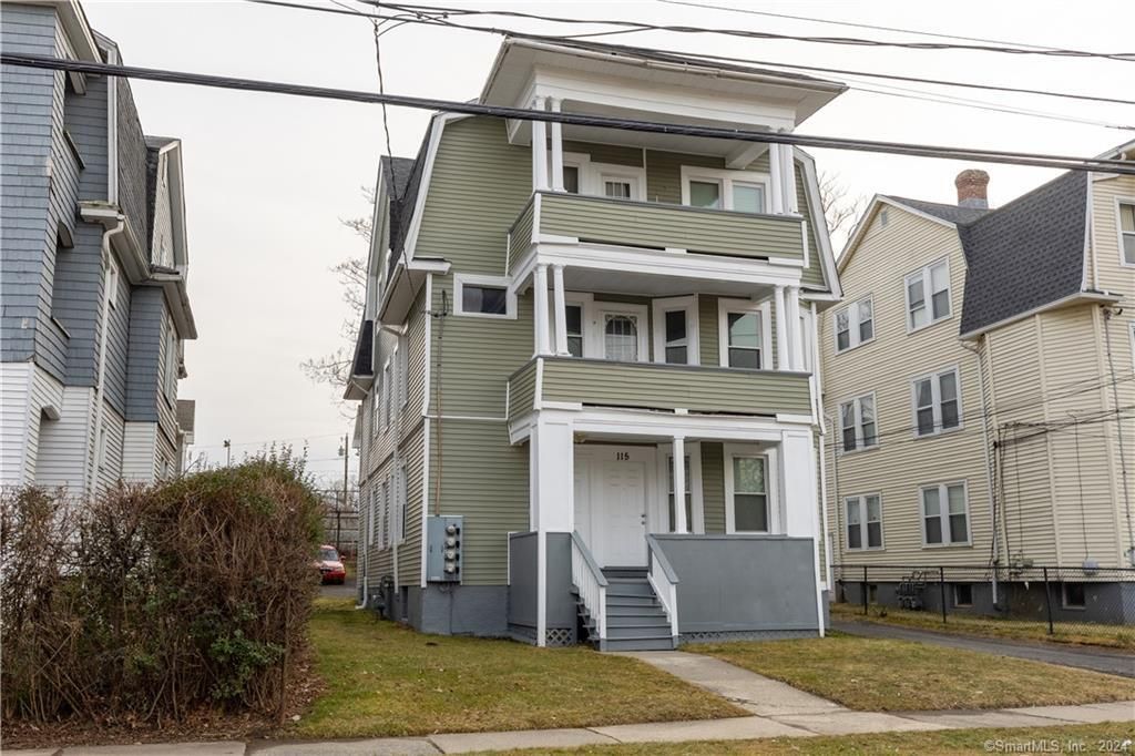 113 Earle Street, Hartford, CT 06120 - See Est. Value, Schools & More