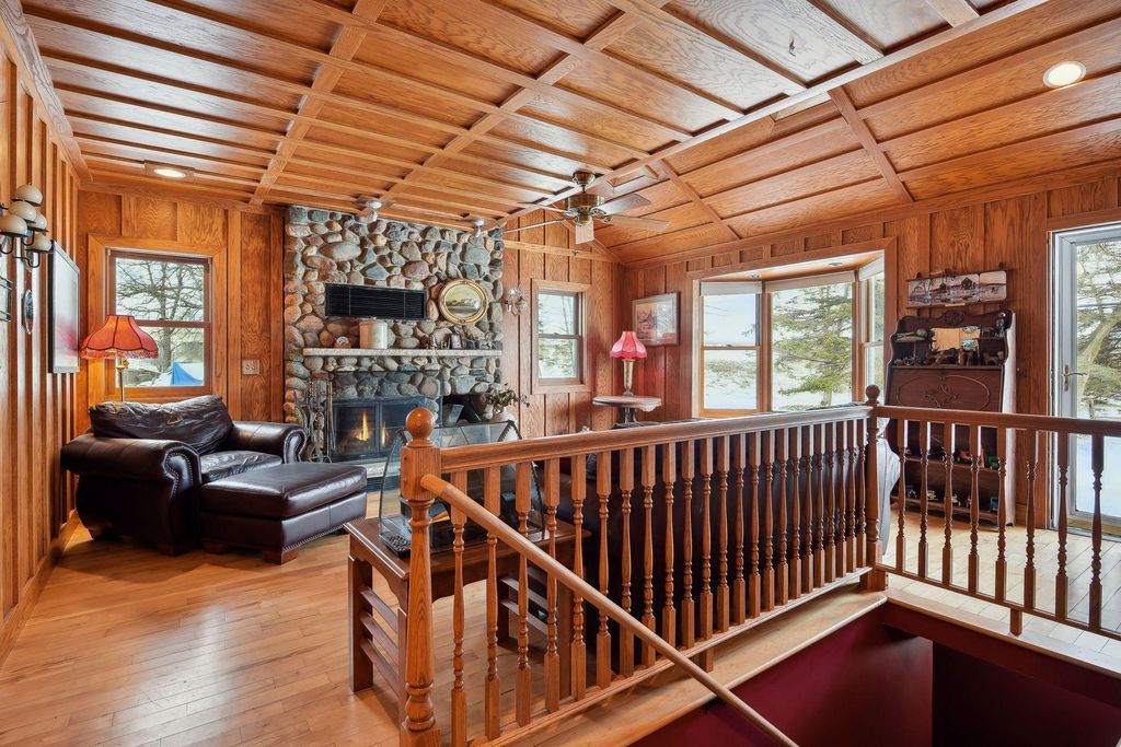 2852 County Road 92 N, Maple Plain, MN 55359 | MLS# 6452241 | Trulia