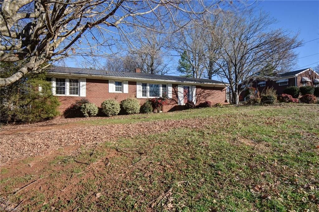 728 William Ave, Asheboro, NC 27203 - See Est. Value, Schools & More