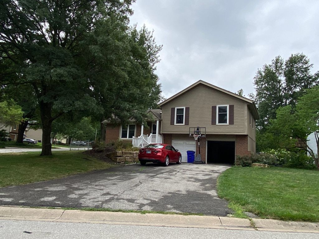 15703 W 151st Ter, Olathe, KS 66062 - See Est. Value, Schools & More