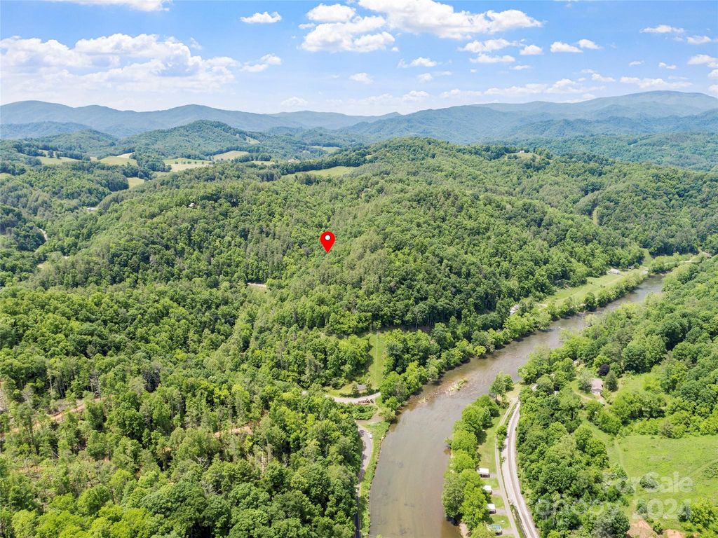 1336 Jacks Creek Rd, Green Mountain, NC 28740 | MLS# 4150278 | Trulia