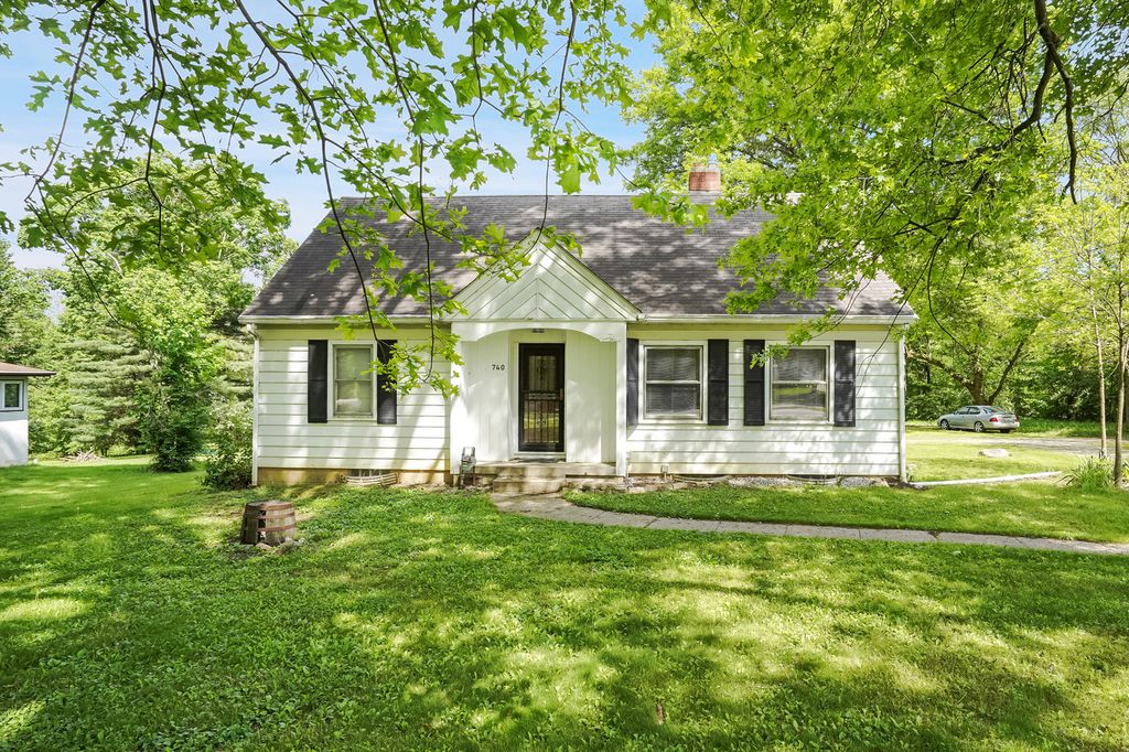 740 Cooper Rd, Westerville, OH 43081 - See Est. Value, Schools & More