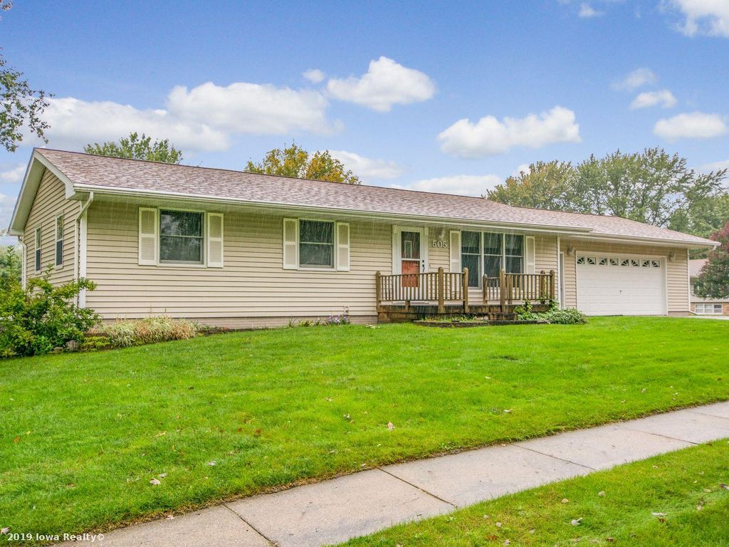 505 N 12th St, Indianola, IA 50125 - See Est. Value, Schools & More