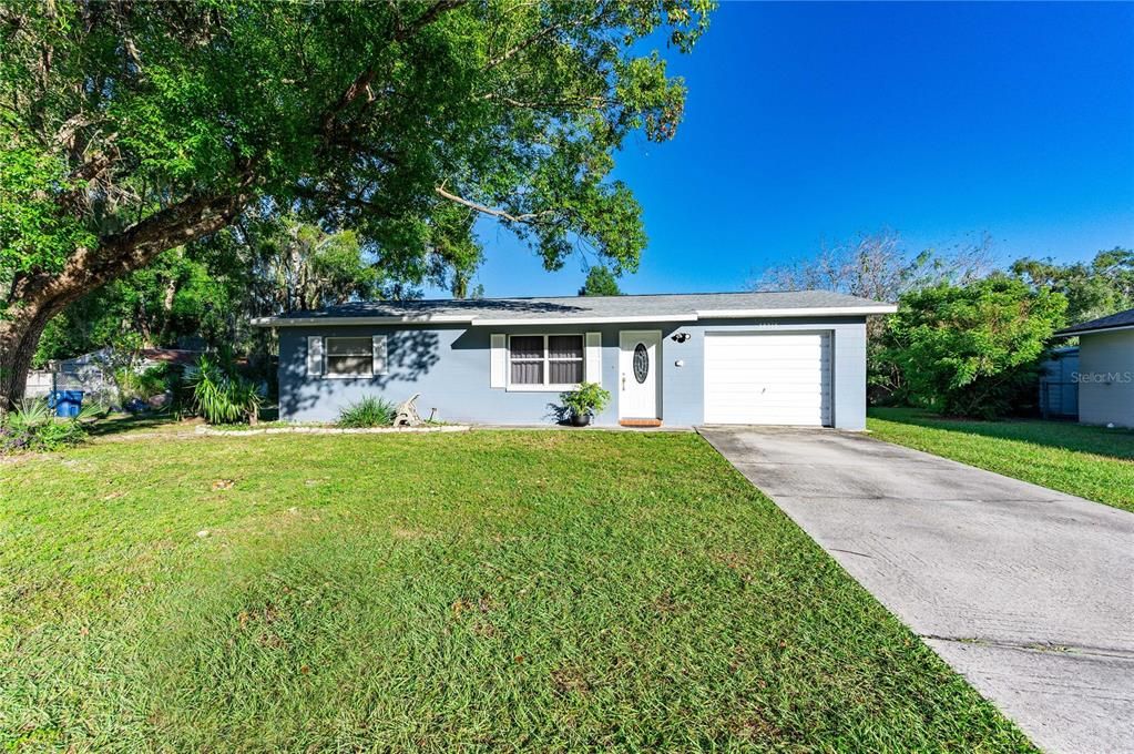 38315 South Ave, Zephyrhills, FL 33542 - See Est. Value, Schools & More