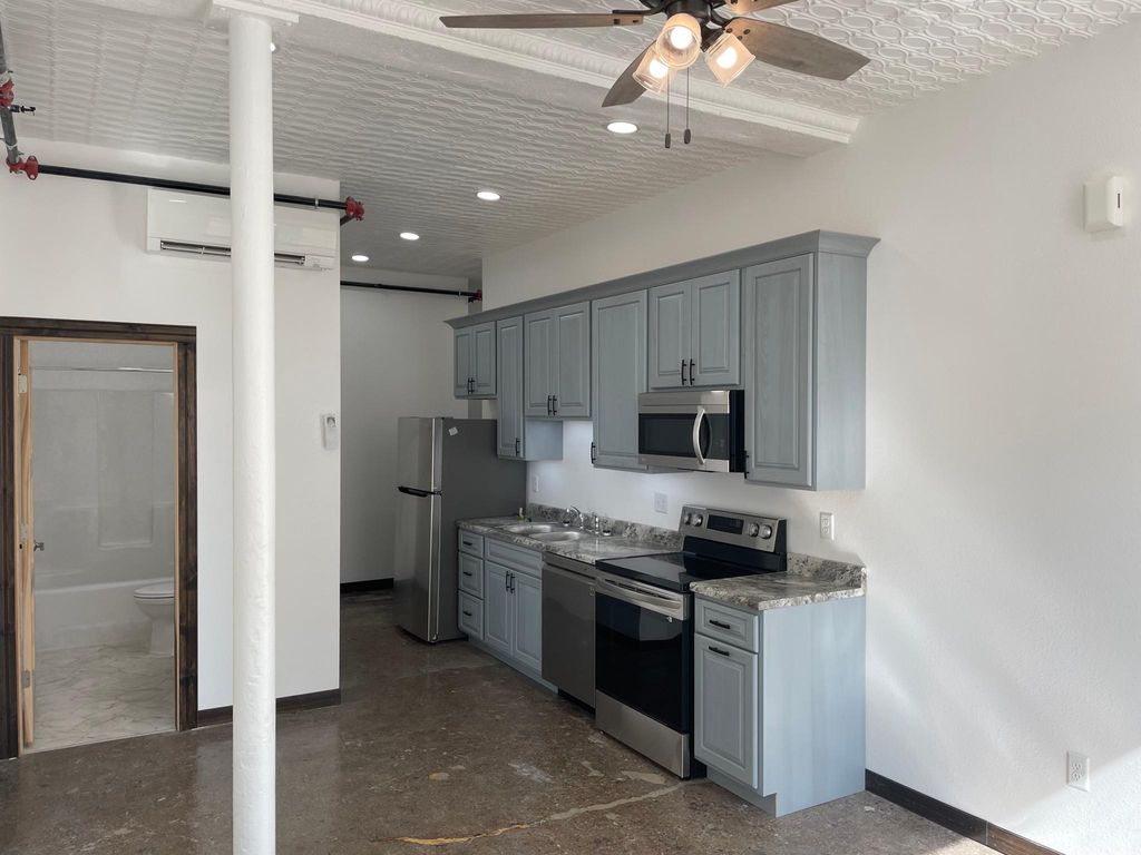 411 4th St #3, Brookings, SD 57006 | Trulia