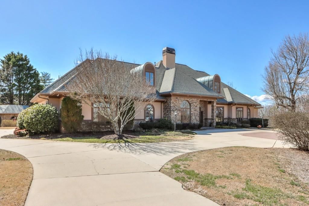 4692 Highland Dr, Gainesville, GA 30506 | MLS# 7345392 | Trulia