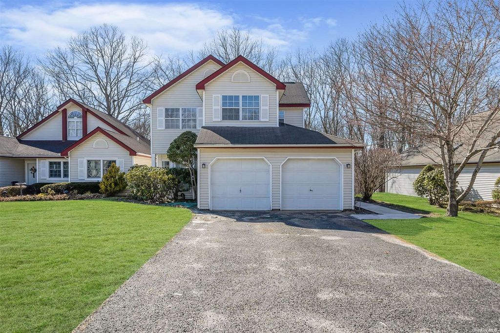 105 Dorado, Middle Island, NY 11953 | Trulia