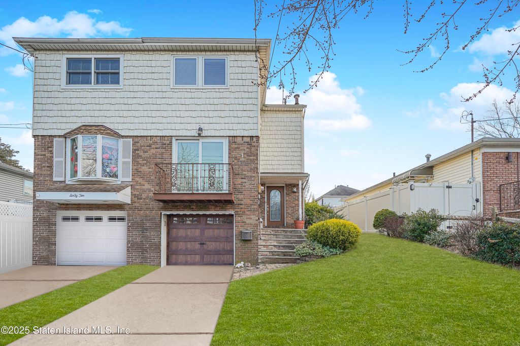66 Buffington Ave, Staten Island, NY 10312 - See Est. Value, Schools & More