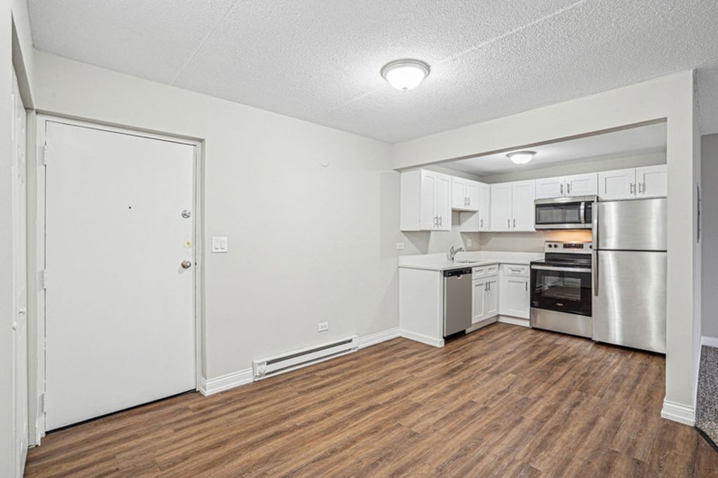 1565 W Irving Park Rd #C-320, Itasca, IL 60143 | Trulia