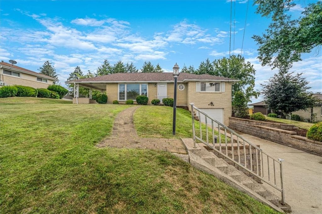 1024 King Arthur Dr, Apollo, PA 15613 - See Est. Value, Schools & More