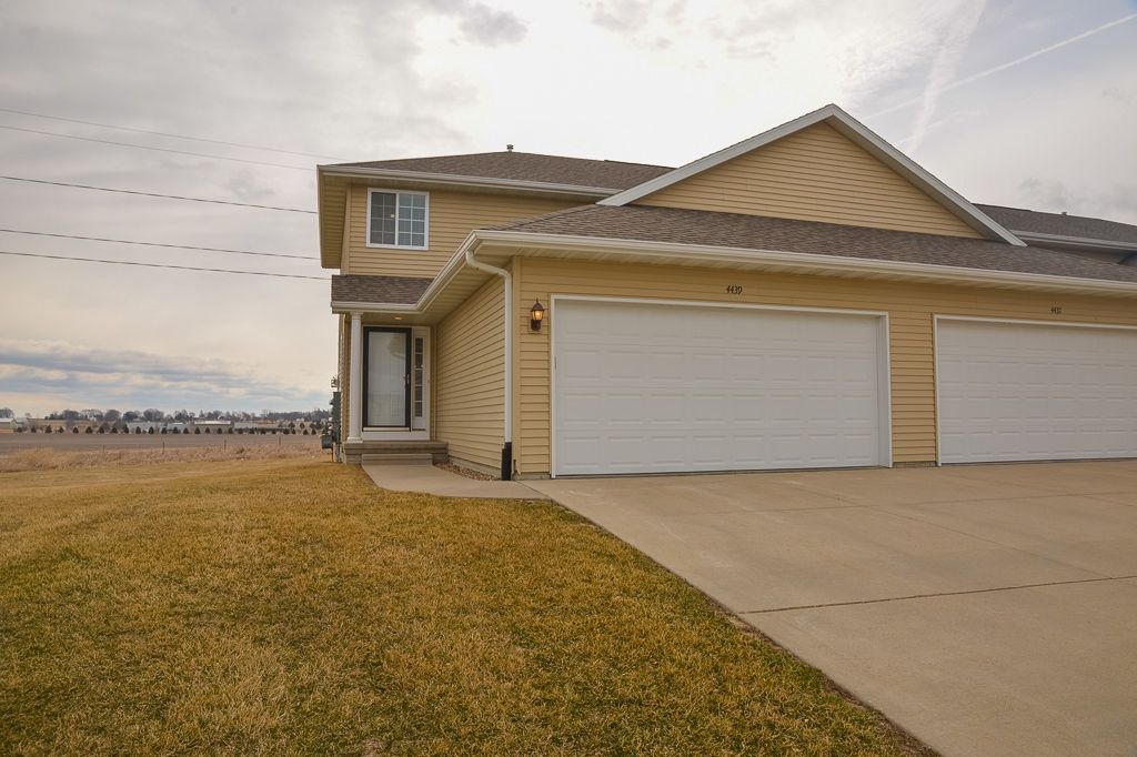 4439 Derby Dr, Marion, IA 52302 - See Est. Value, Schools & More