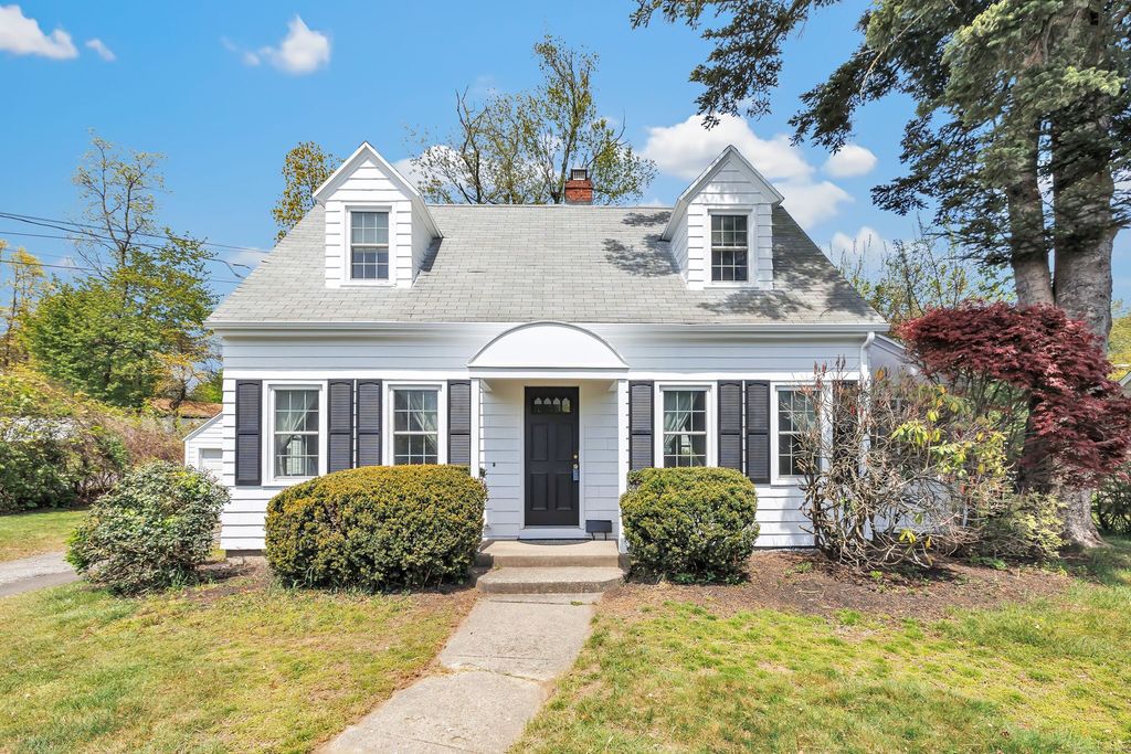 70 Strathmore Avenue, Milford, CT 06461 - See Est. Value, Schools & More