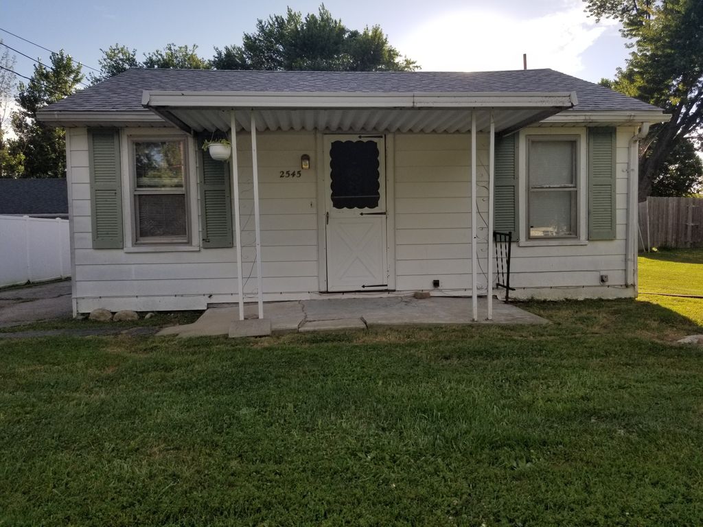 2545 S Widener Ave, Decatur, IL 62521 - See Est. Value, Schools & More