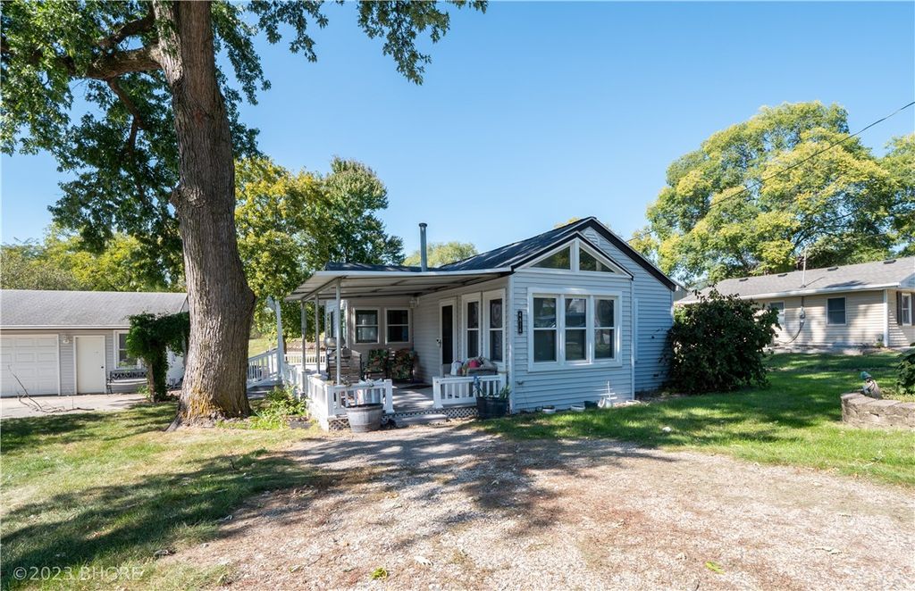 4816 SW 6th St, Des Moines, IA 50315 | Trulia