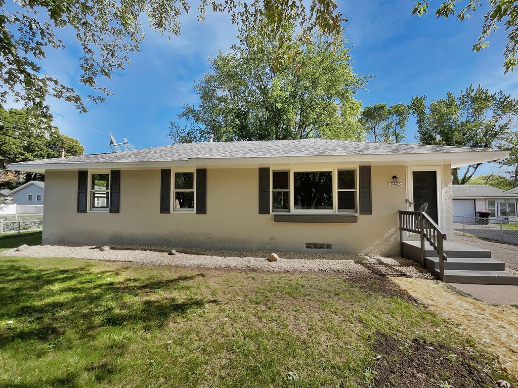 8403 Madison St NE, Spring Lake Park, MN 55432 - See Est. Value ...