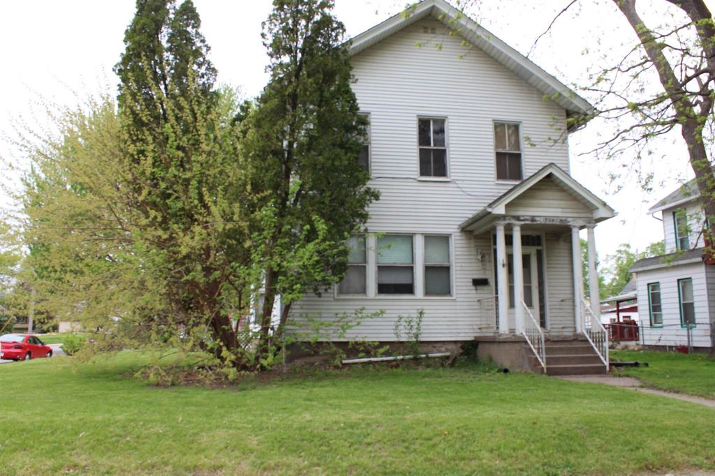 1504 Pershing Ave, Davenport, IA 52803 | Trulia