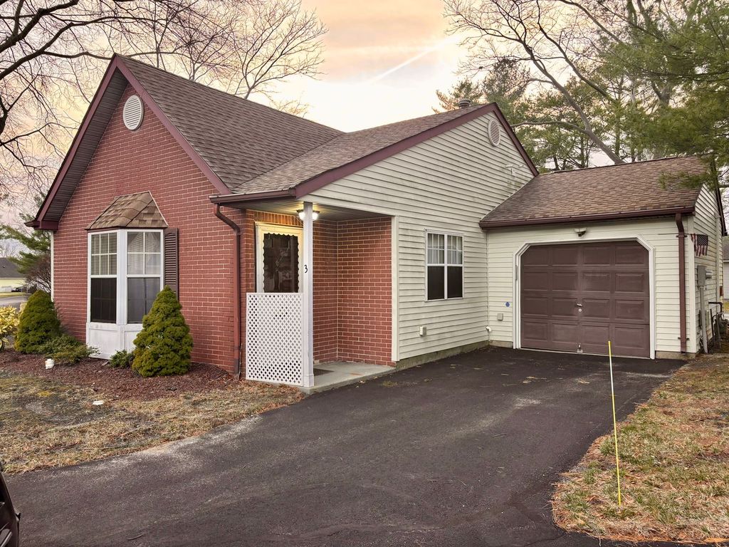 3 Kingston Close, Freehold, NJ 07728 - See Est. Value, Schools & More
