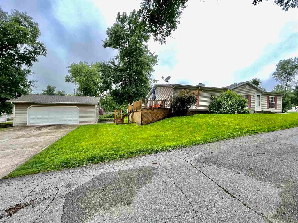 307 W Huntington St, North Webster, IN 46555 | Trulia