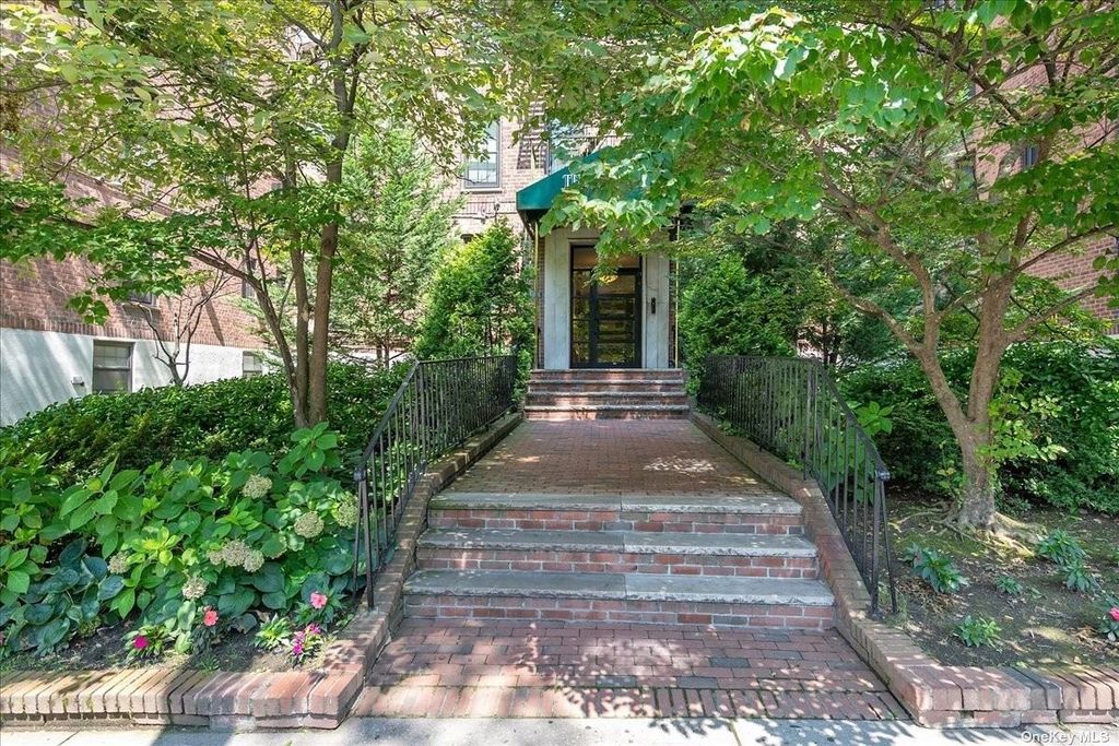 139-09 84 Drive UNIT 507, Briarwood, NY 11435 | Trulia