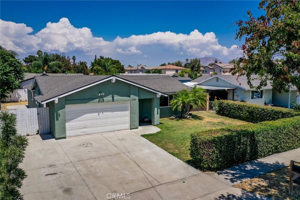 4195 Strong St, Riverside, CA 92501 - See Est. Value, Schools & More