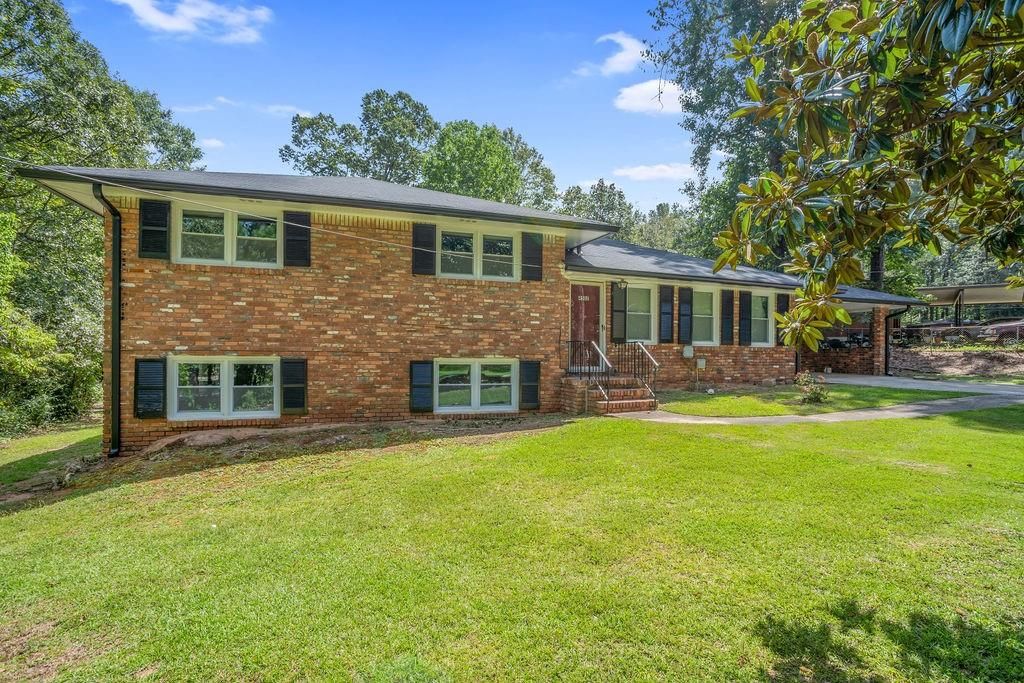 4502 Yates Rd, Atlanta, GA 30337 - See Est. Value, Schools & More