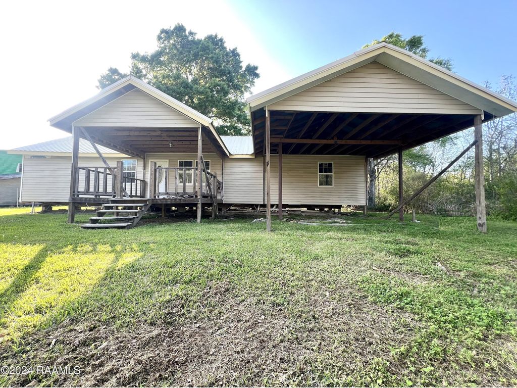 320 Martin Luther King St, Ville Platte, LA 70586 | MLS# 24002606 | Trulia