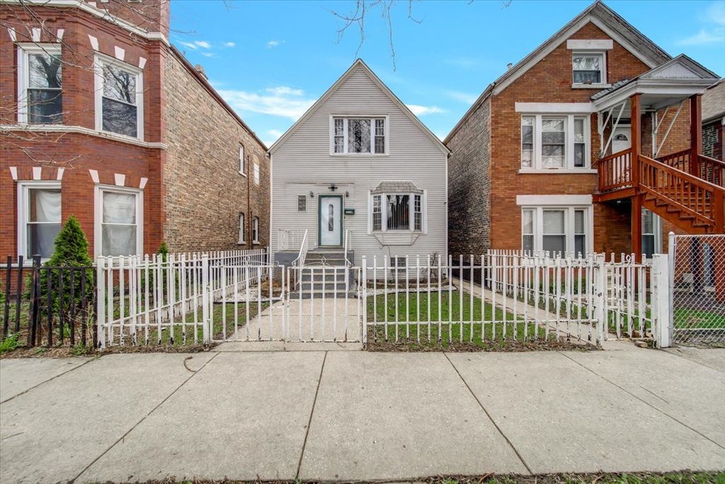 2719 S Kildare Ave, Chicago, IL 60623 | Trulia