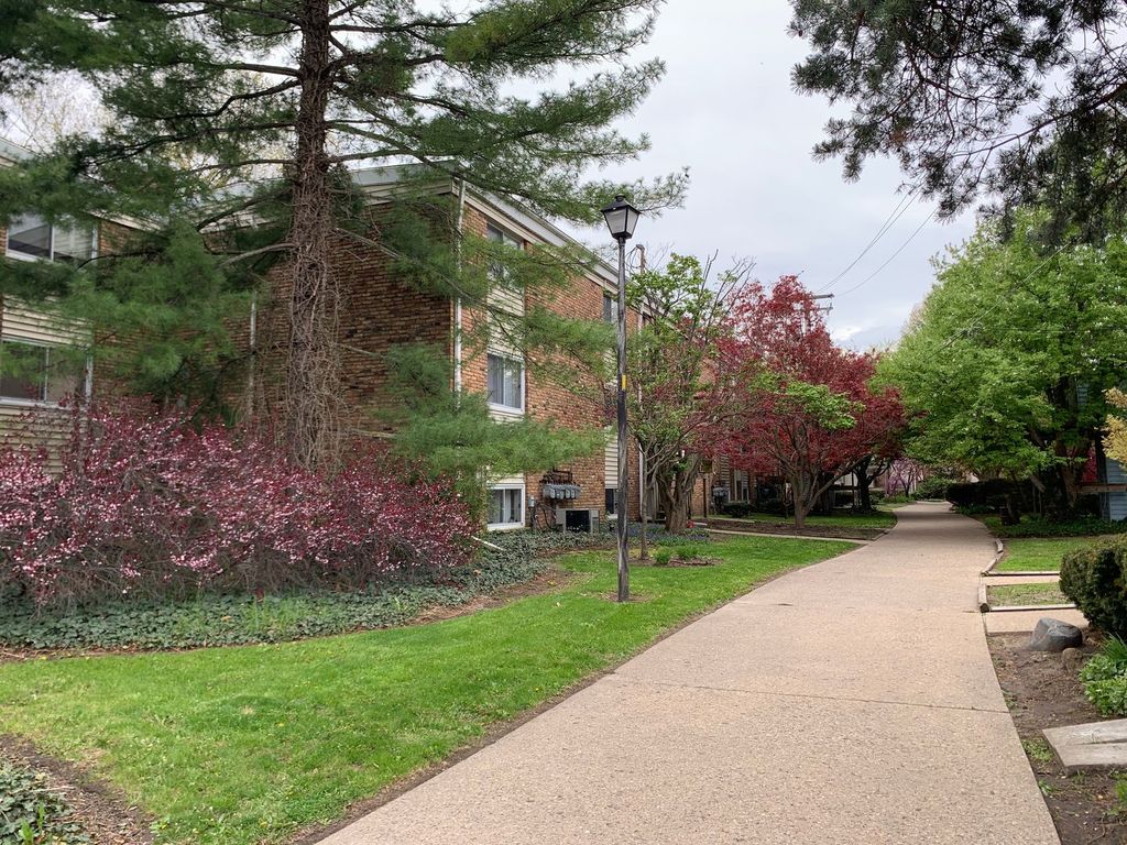 1009 Francis Dr #5, Champaign, IL 61821 - Trulia | Trulia