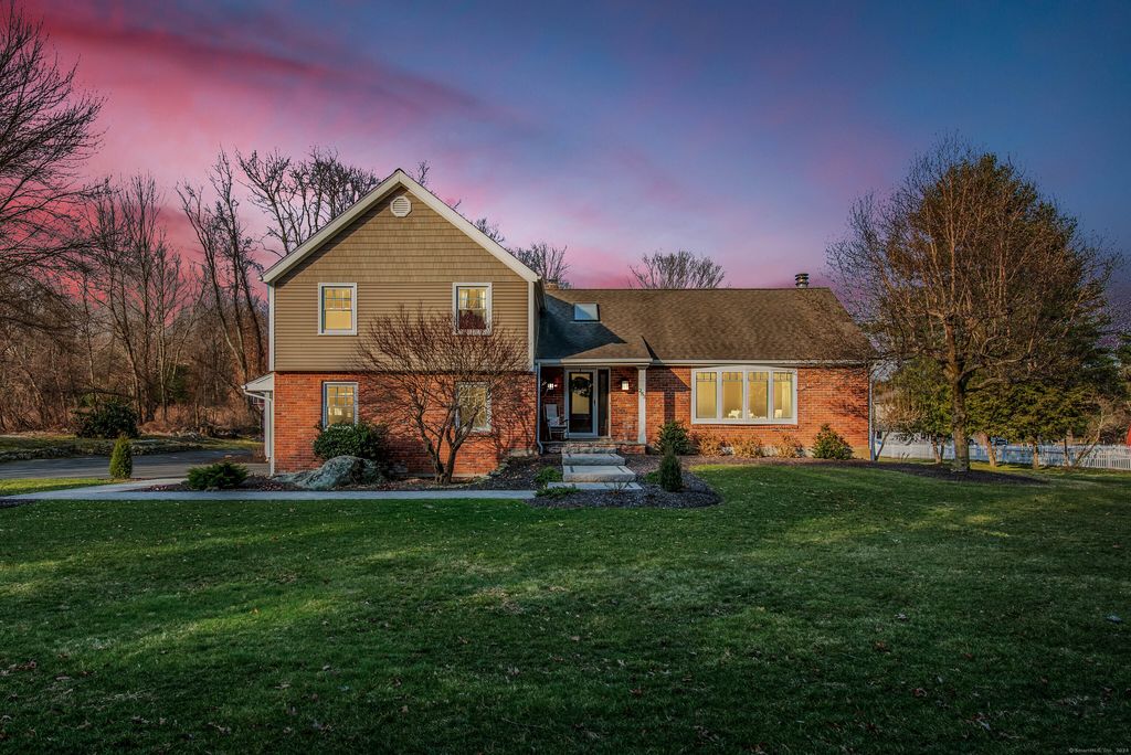 283 Covey Road, Burlington, CT 06013 - See Est. Value, Schools & More