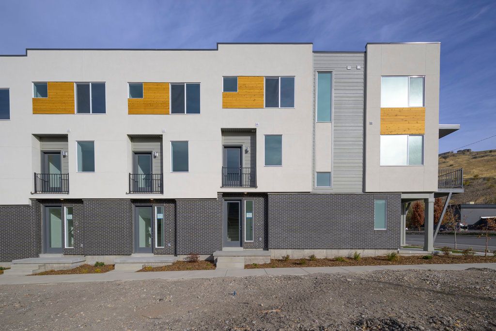 307 W Azure Sky Ln, Salt Lake City, UT 84103 | Trulia