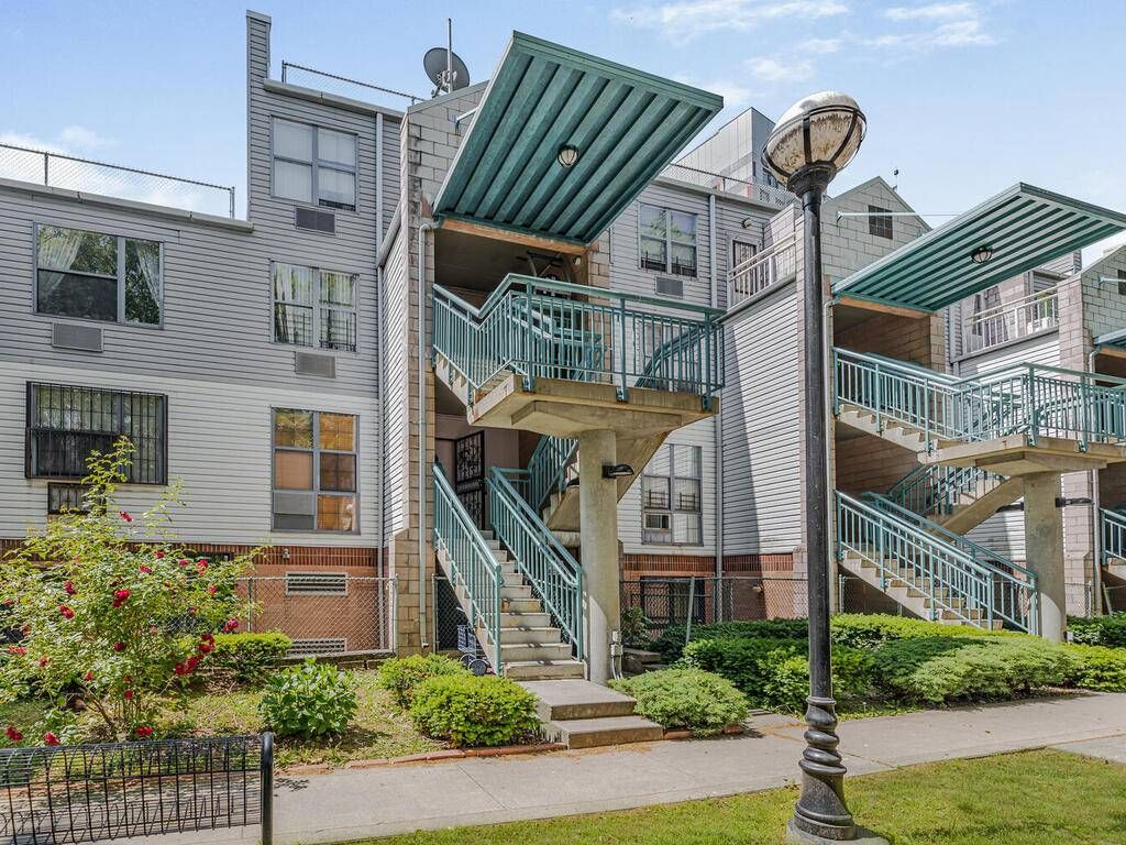 521 E 156th St, Bronx, NY 10456 | MLS# 11180994 | Trulia 521 E 156th St, Bronx, NY 10456 | MLS# 11180994 | Trulia