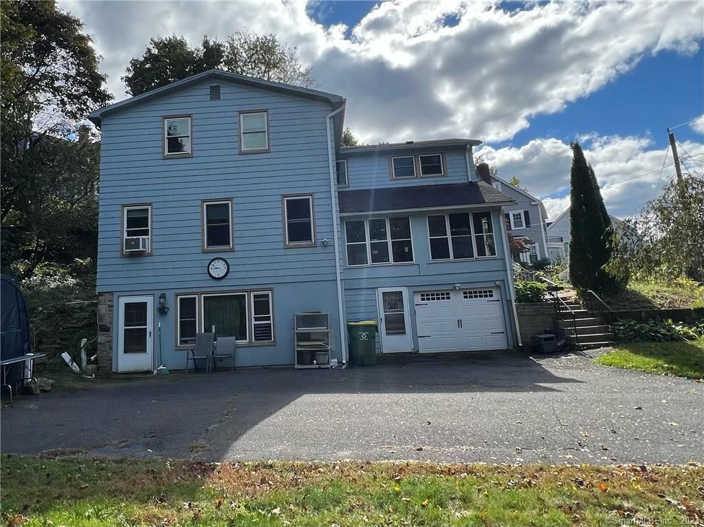 76 Fiske Street, Waterbury, CT 06710 - See Est. Value, Schools & More