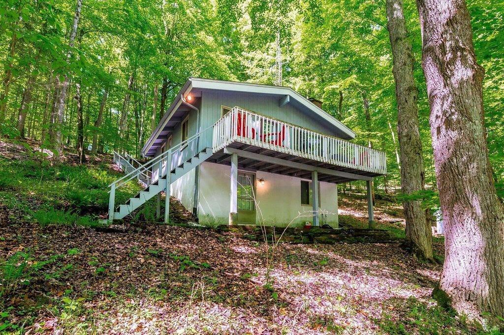 938 Taos Ln, Sugar Grove, OH 43155 | MLS# 224014655 | Trulia