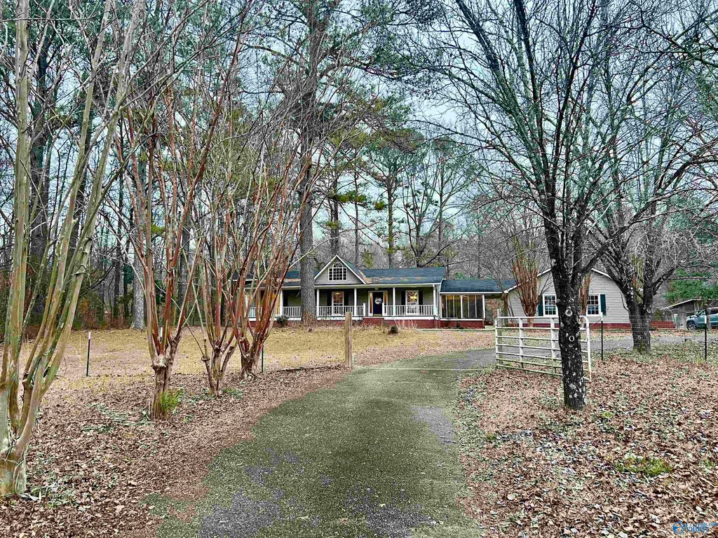 472 E Lacon Rd, Falkville, AL 35622 - See Est. Value, Schools & More