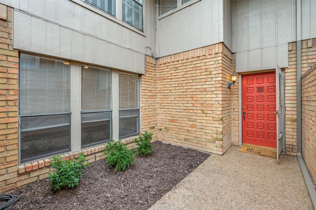 12557 Montego Plz, Dallas, TX 75230 - See Est. Value, Schools & More