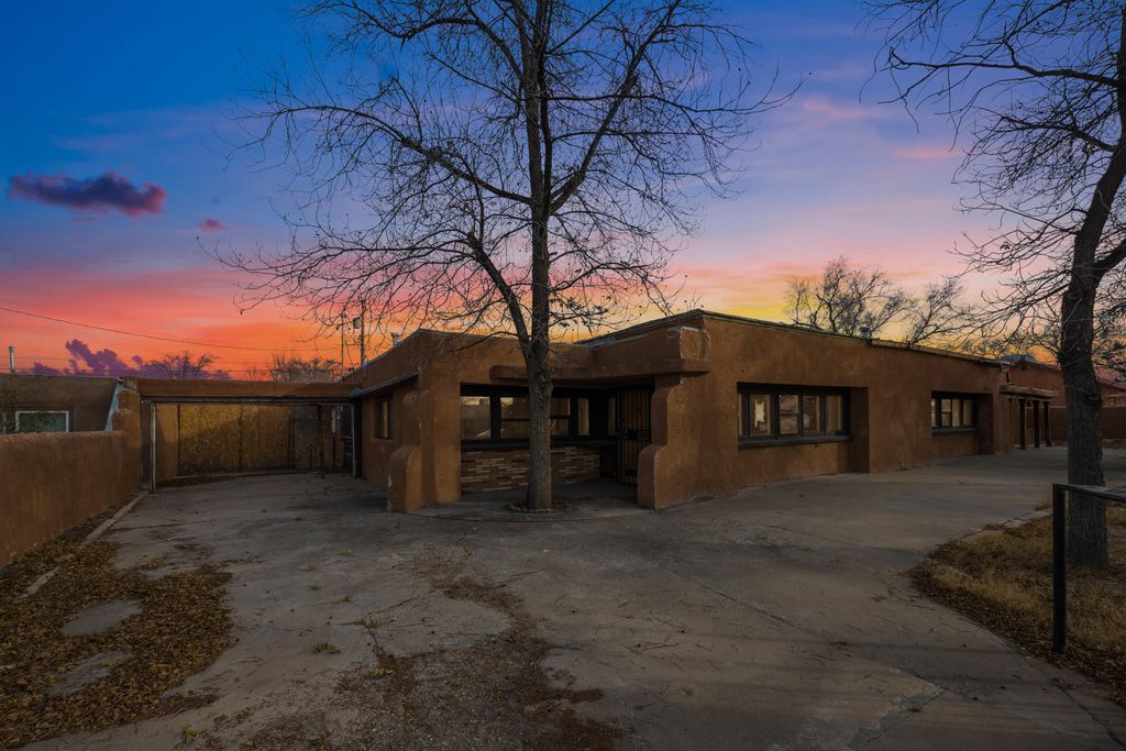 742 57th St NW, Albuquerque, NM 87105 - See Est. Value, Schools & More