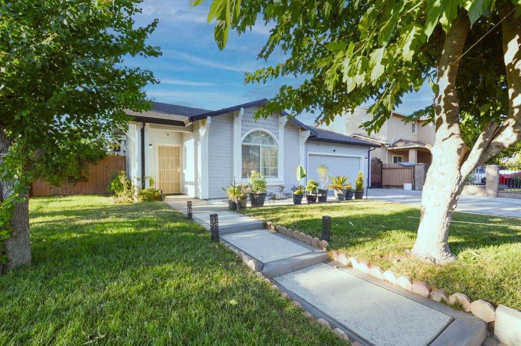 901 Silvano St, Sacramento, CA 95838 - See Est. Value, Schools & More