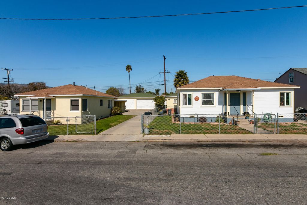 61 W Vince St, Ventura, CA 93001 - See Est. Value, Schools & More