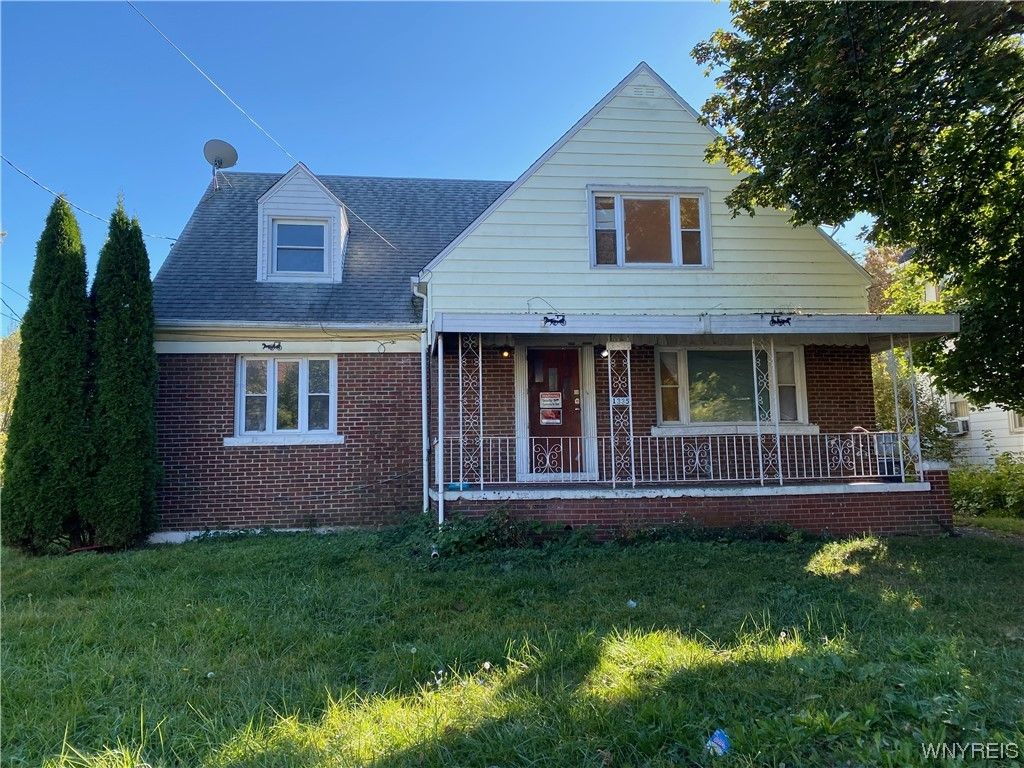 1335 Linwood Ave, Niagara Falls, NY 14305 | MLS# B1504148 | Trulia