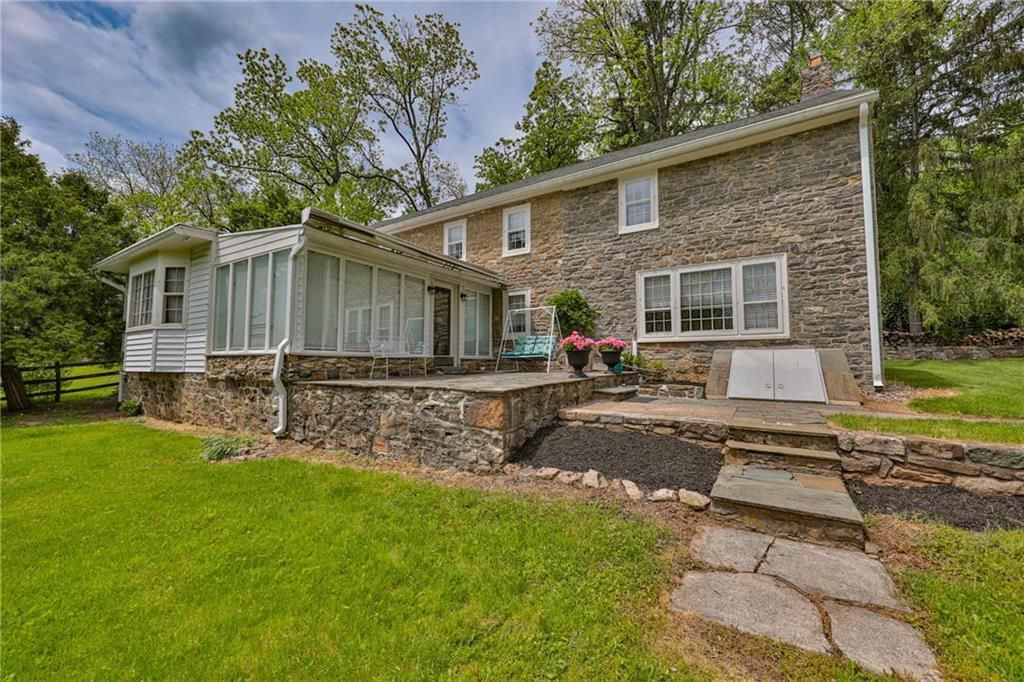 3350 Route 212, Springtown, PA 18081 - See Est. Value, Schools & More
