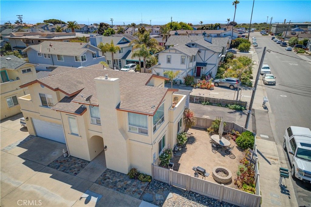558 Manhattan Ave, Grover Beach, CA 93433 - See Est. Value, Schools & More