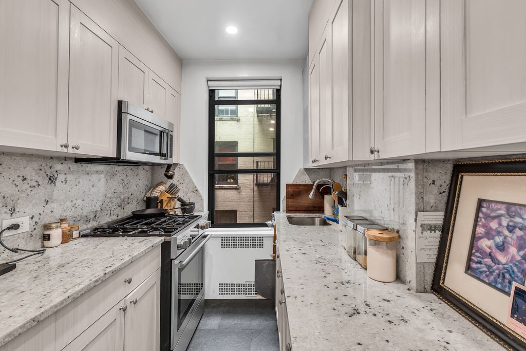 10 W 65th St #4F, New York, NY 10023 | Trulia