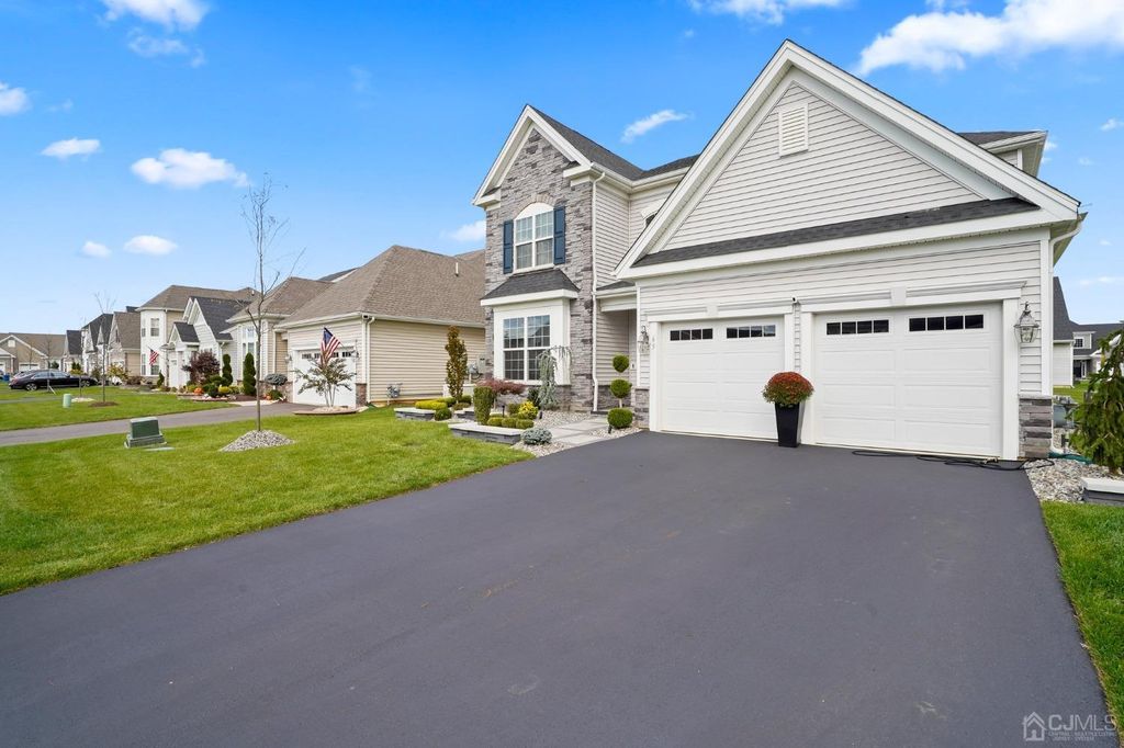 65 Metro Dr, Monroe Township, NJ 08831 - See Est. Value, Schools & More